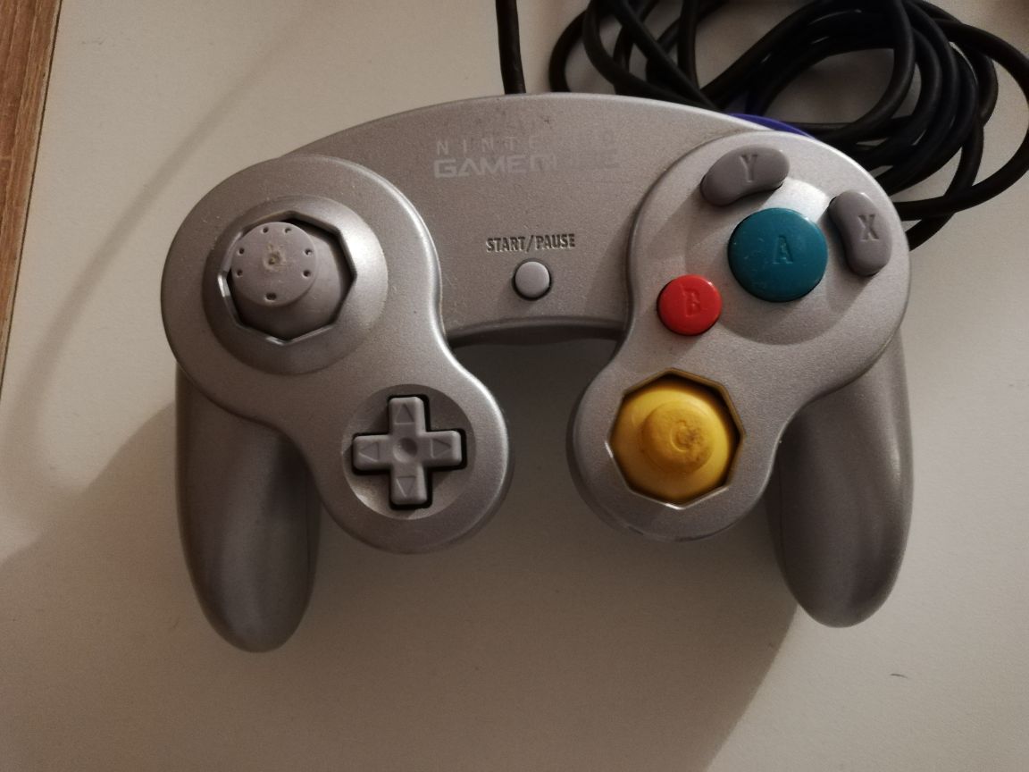 Gamecube Grise d’occasion | Plus que 3 à -70%