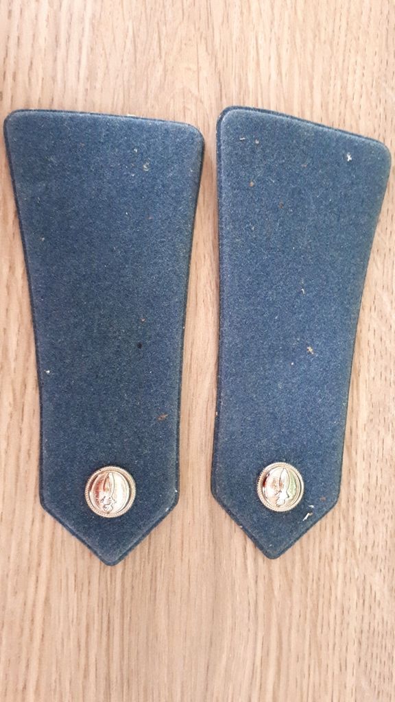 Epaulette Police d’occasion | Plus que 4 à -75%