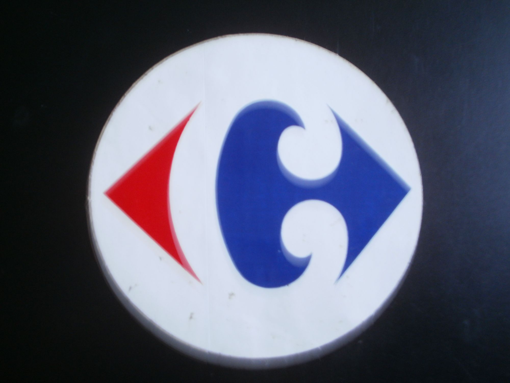 The logo for the Catacombs in Paris is brilliant : r/france