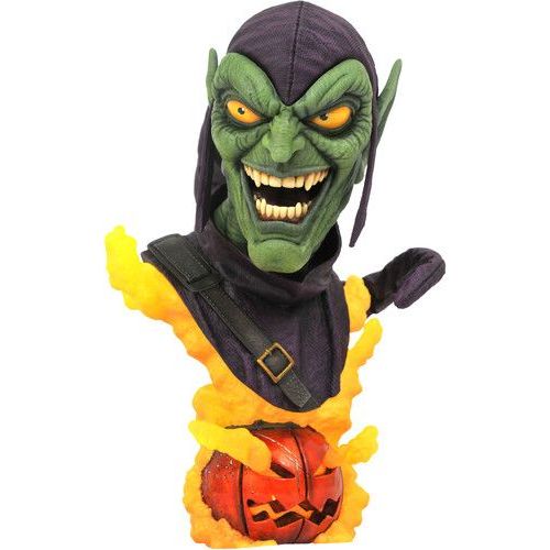 Diamond Select - Marvel Legends In 3D Green Goblin 1/2 Scale Bust ...