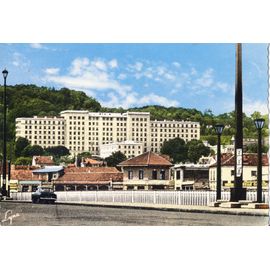 Suresnes, l'hôpital foch depuis le pont de suresnes | Rakuten