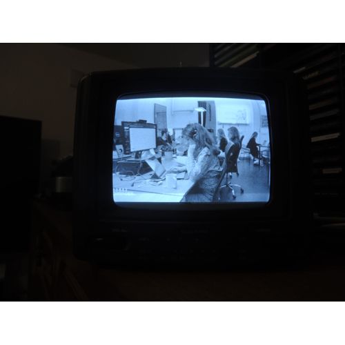 Tamashi TV2 - Mini télévision 14 cm - Ecran noir et blanc | Rakuten